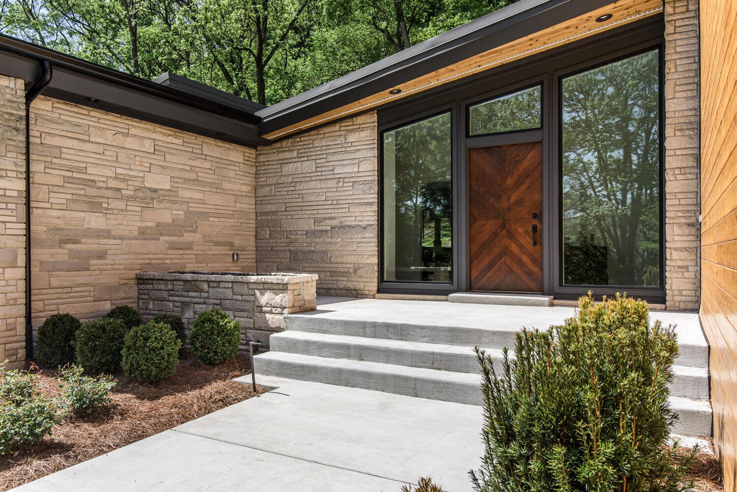 Photo 2 of 13 in The Chickering House by Tim Kyne - Dwell