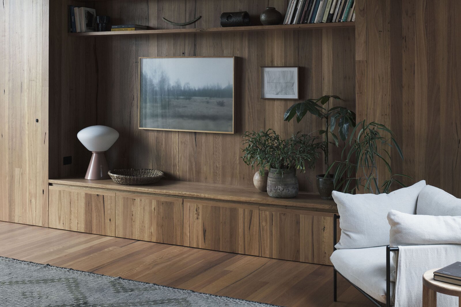 Photo 8 of 9 in This Jet-Black Home in Australia Keeps Its Cool in More ...