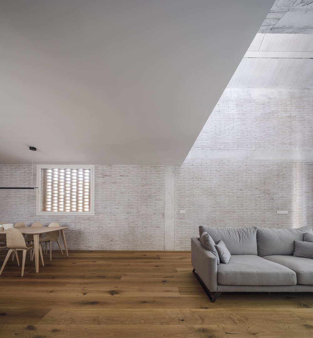 Photo 10 of 18 in A Slender Brick House Keeps Things Cool in the South ...