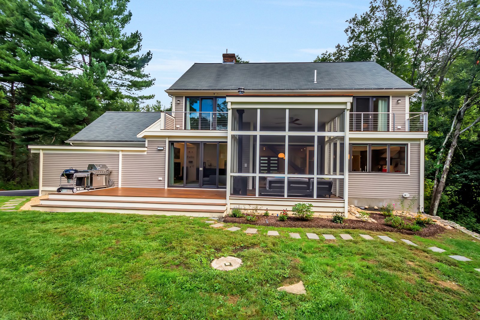 Photo 9 of 10 in Wayland Modern by Light House Design - Dwell