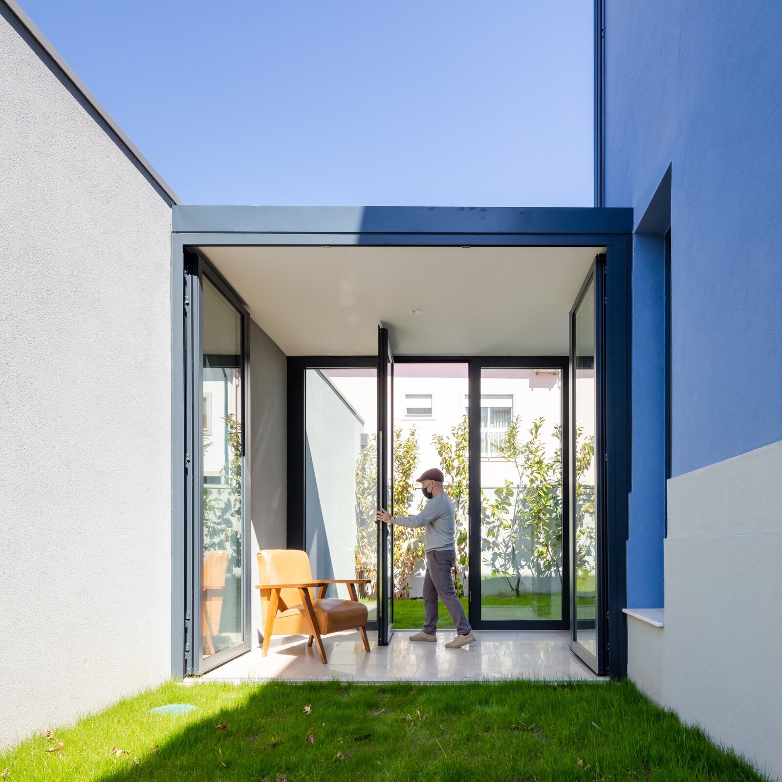 Photo 12 of 39 in Saint Adrian House by Tiago do Vale Architects - Dwell