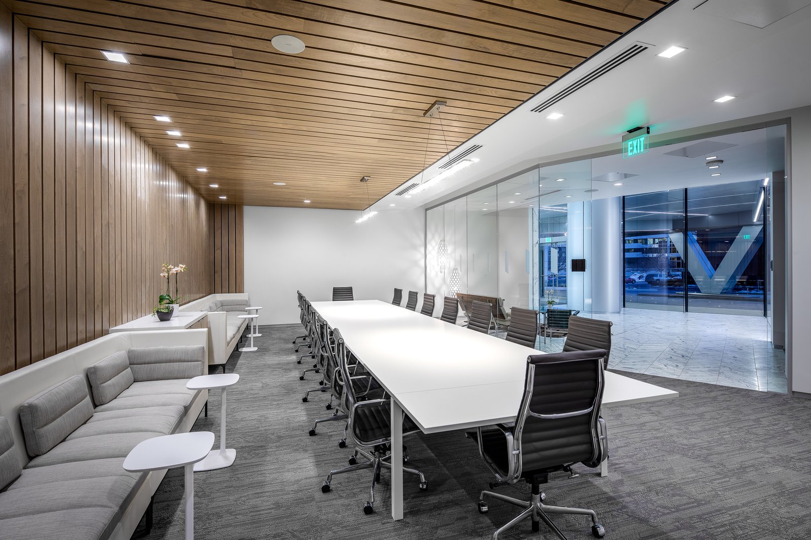 Photo 9 of 14 in 50 Fifty by Clutch Design Studio - Dwell