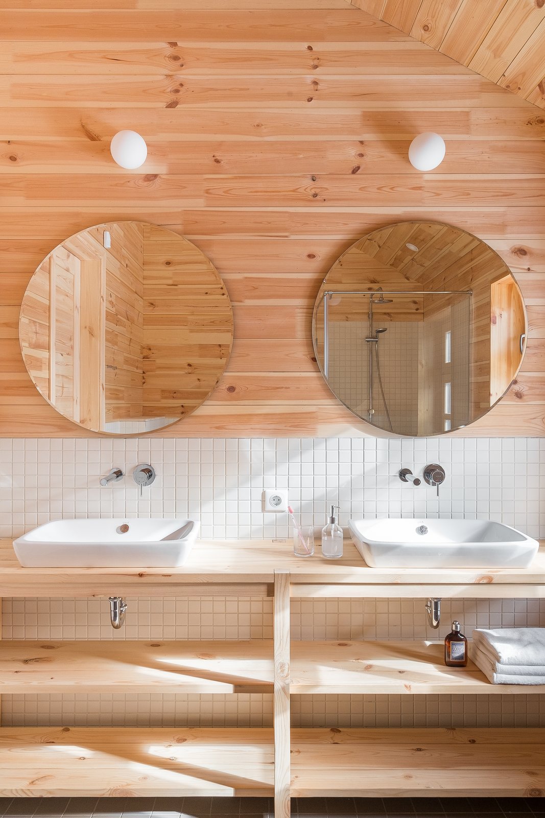 Photo 1 of 44 in Tarusa House by Architectural bureau PROJECT905 - Dwell