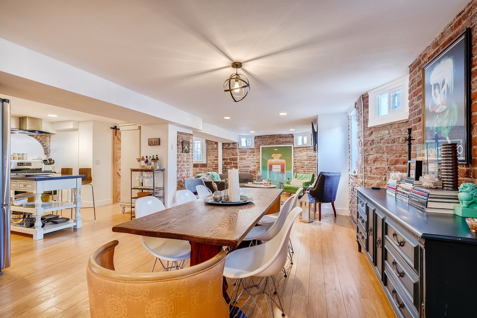 Photo 5 of 21 in Bright Garden Level Dwelling by Virtuance Real Estate ...