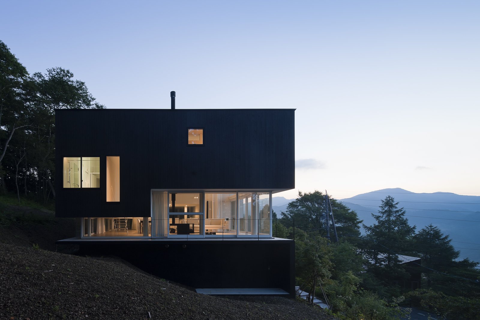 Photo 1 of 10 in A Cube-Shaped Japanese Home Opens Wide to the ...