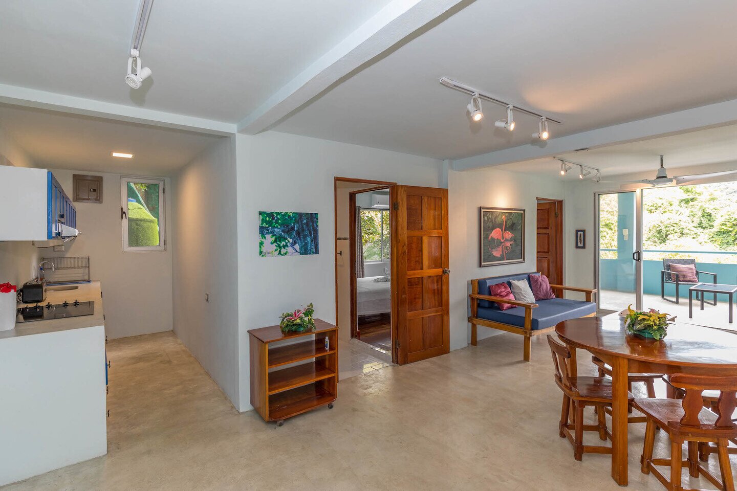 Villa Caimito Playa La Macha by 2Costa Rica Real Estate - Dwell