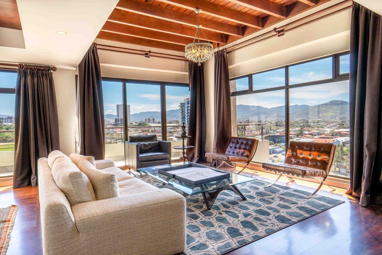 Photo 2 of 20 in Sabana Park View Penthouse by 2Costa Rica Real Estate ...