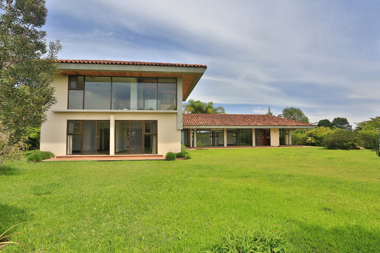 Photo 17 of 44 in Monteran Legacy Home by 2Costa Rica Real Estate - Dwell