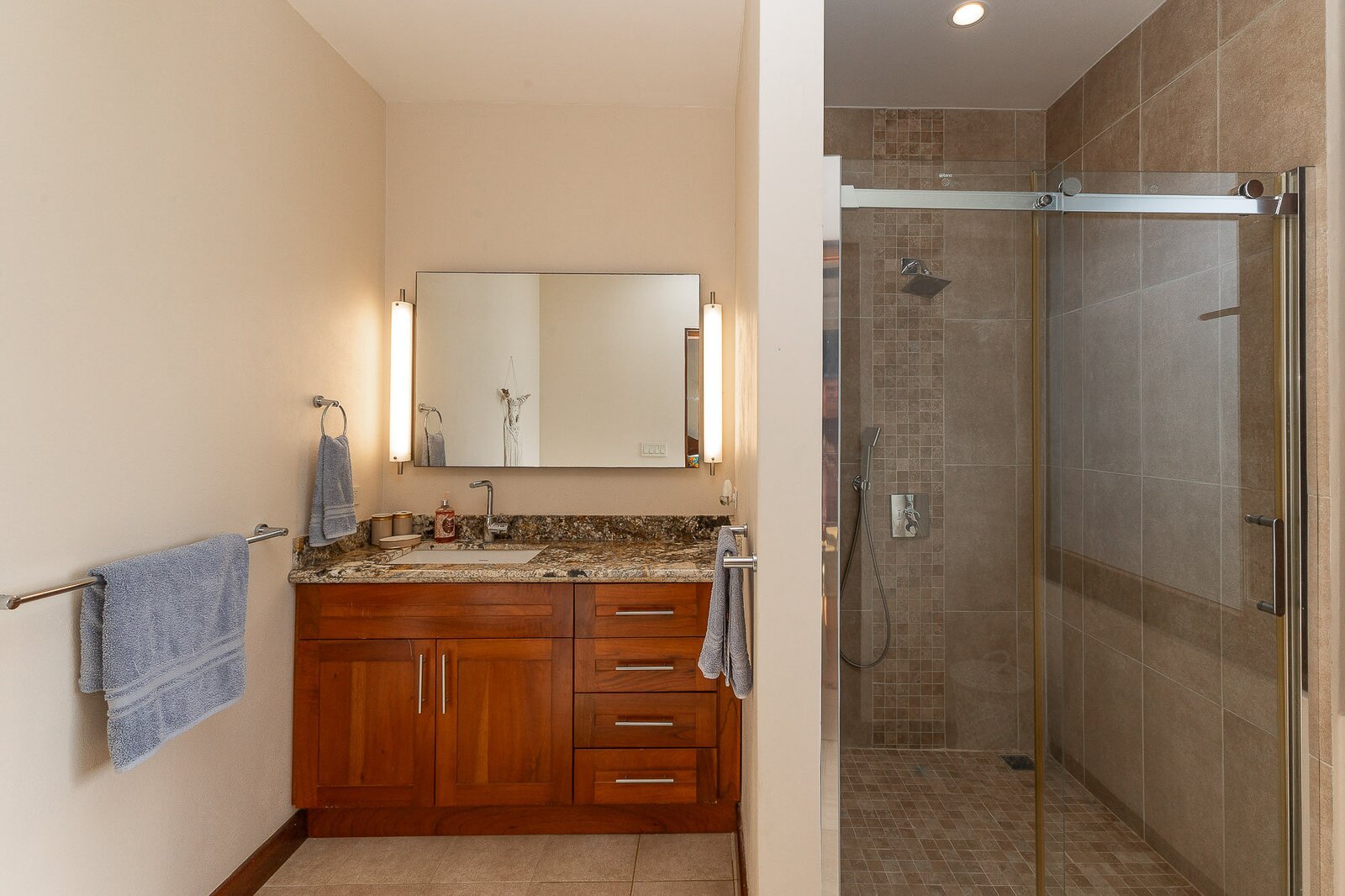 Photo 4 of 49 in Casa Bendecida Luxury Ocean View Estate by 2Costa Rica ...