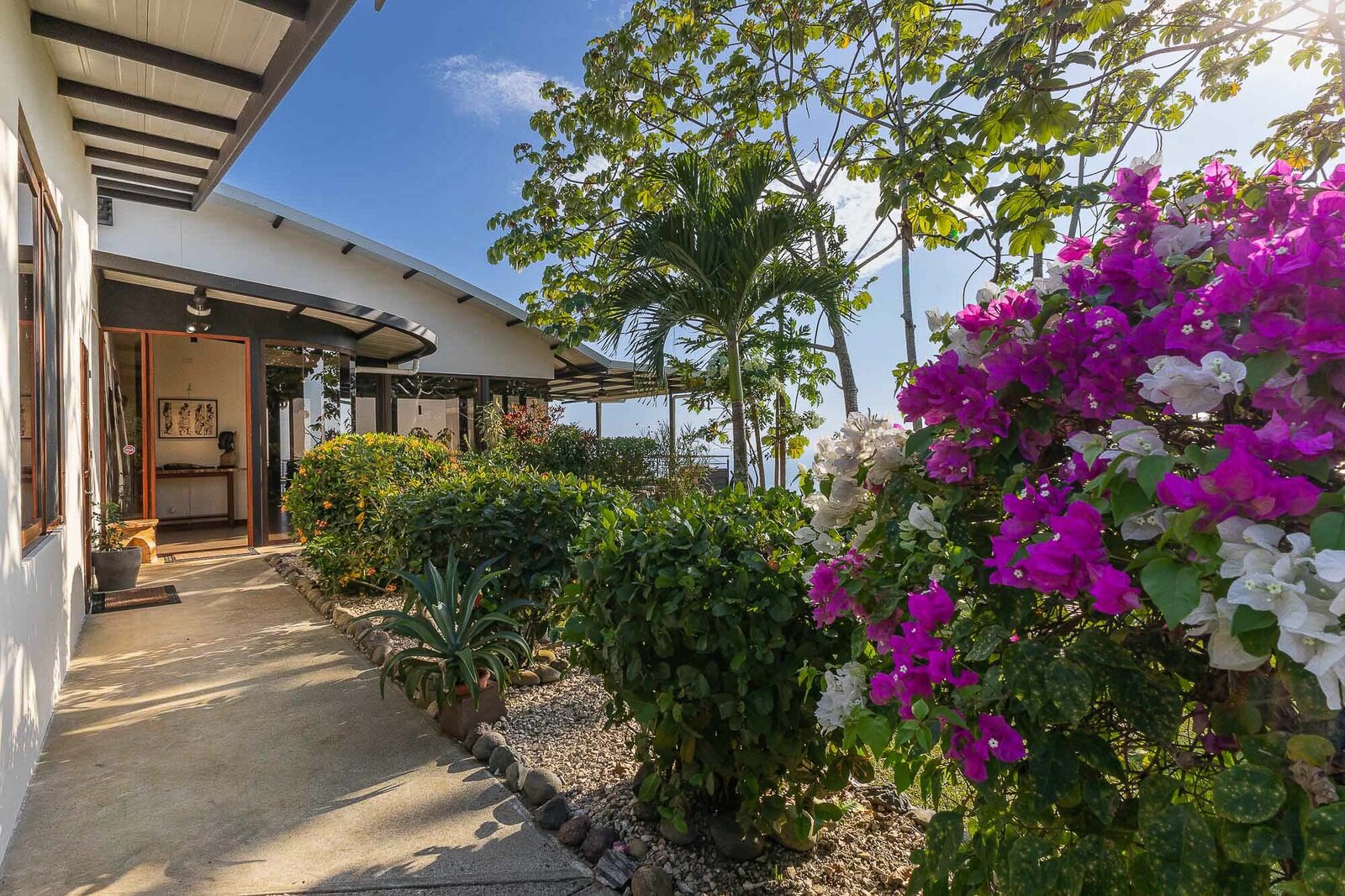 Photo 9 of 49 in Casa Bendecida Luxury Ocean View Estate - Dwell