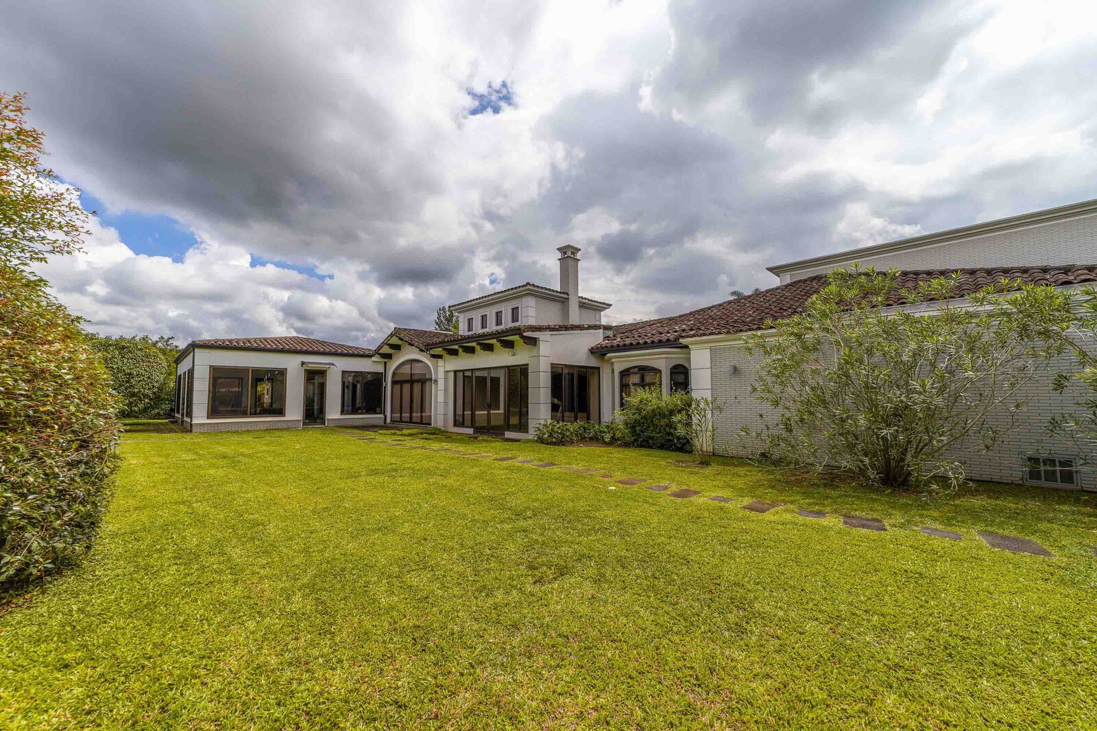 Photo 20 of 27 in Monteran Luxury Estate by 2Costa Rica Real Estate - Dwell