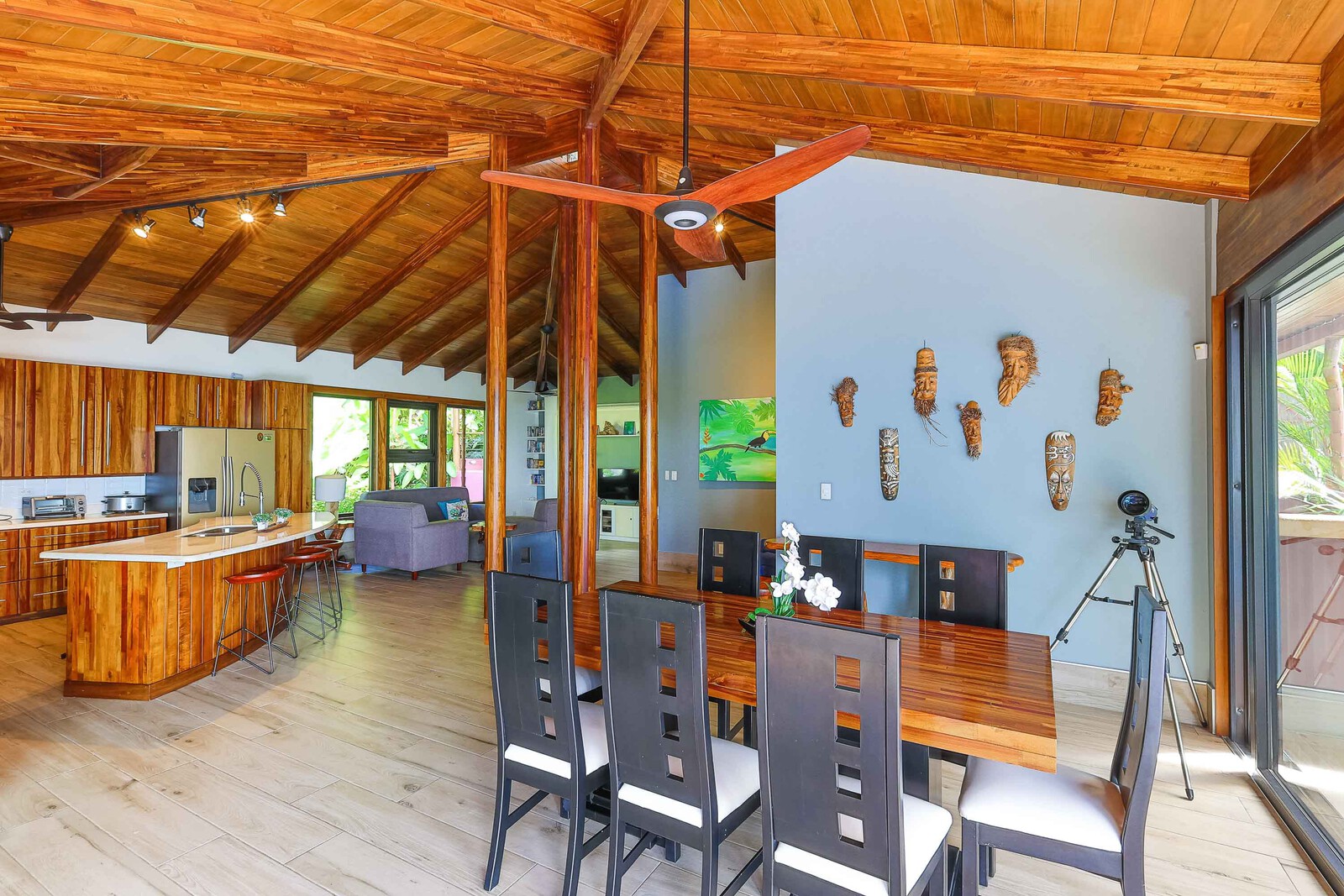 Photo 6 of 17 in Lavish Estate With Ocean Views by 2Costa Rica Real ...