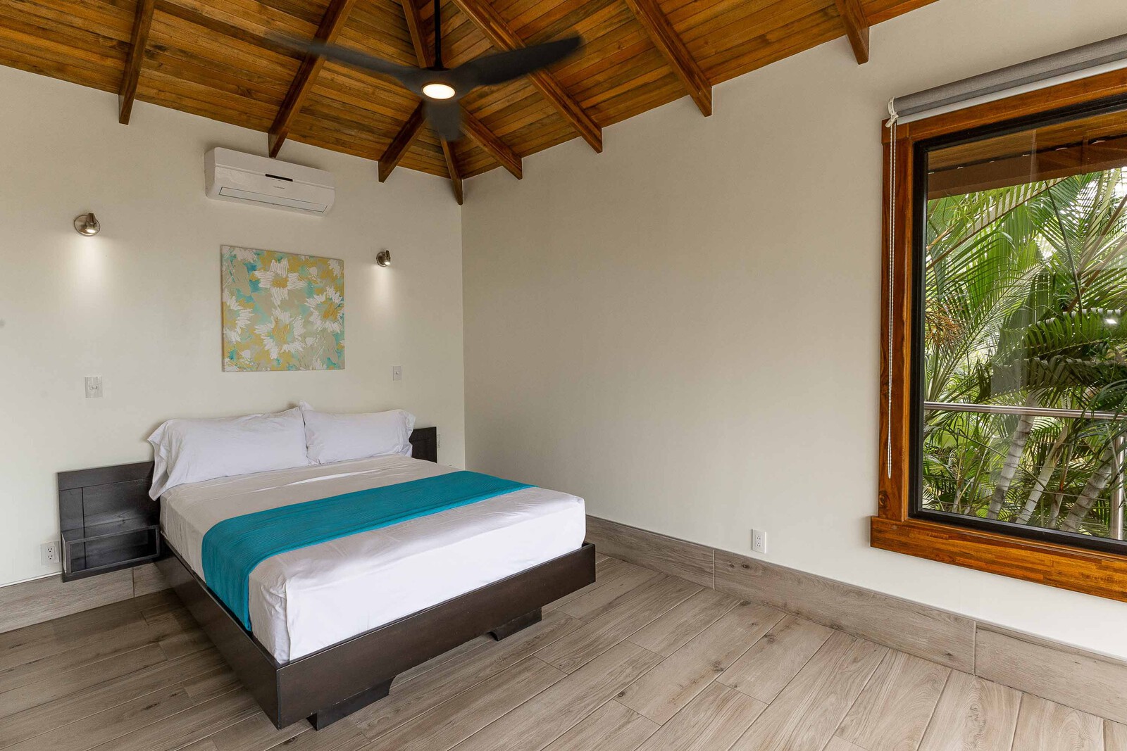 Photo 15 of 17 in Lavish Estate With Ocean Views by 2Costa Rica Real ...
