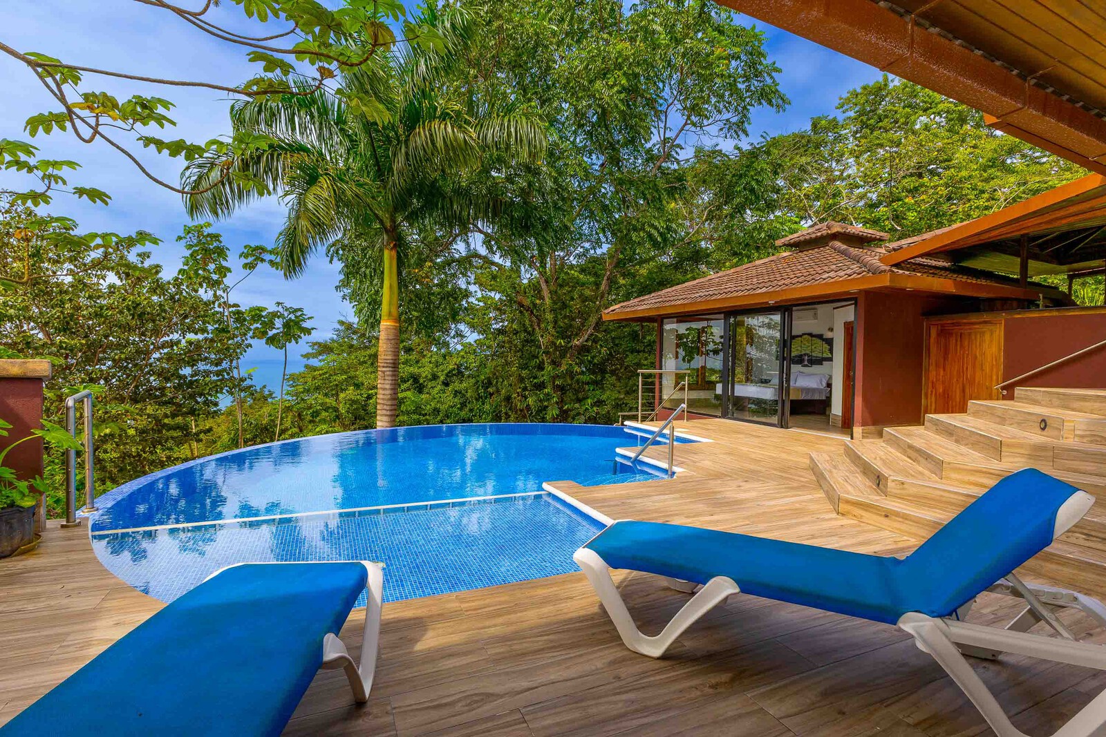 Photo 1 of 7 in Lavish Estate With Ocean Views by 2Costa Rica Real ...