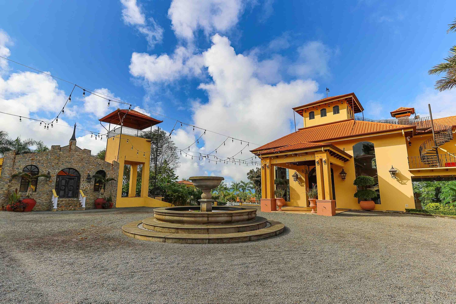 Photo 11 of 60 in Rancho Villa Verde Grand Luxury Estate by 2Costa Rica ...