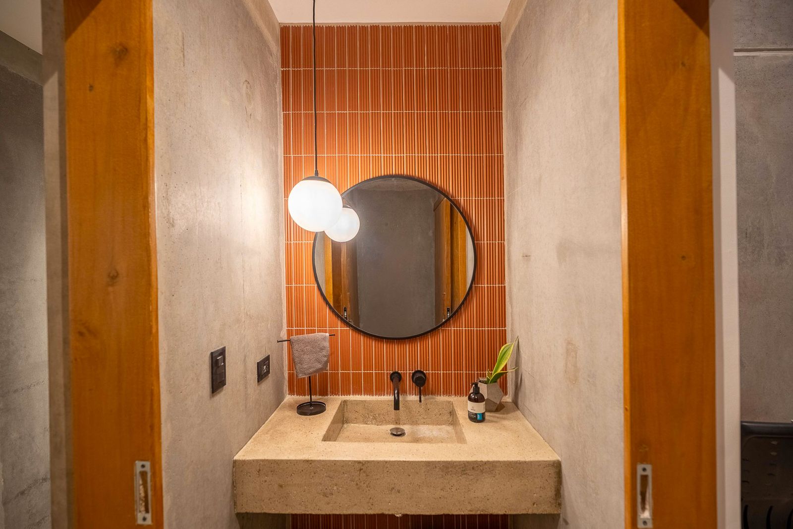 Photo 14 of 30 in New Tropical Balinese Style Home by 2Costa Rica Real ...