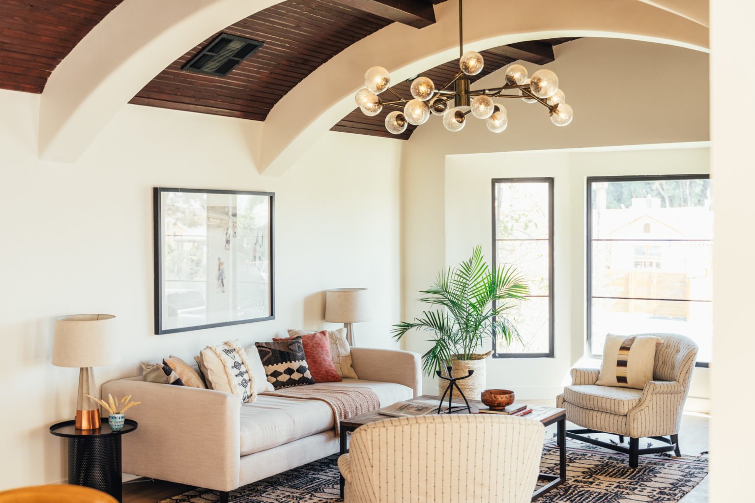 Photo 11 of 43 in BREATHTAKING MODERN SPANISH 4BD/2BA REVITALIZED BY ...