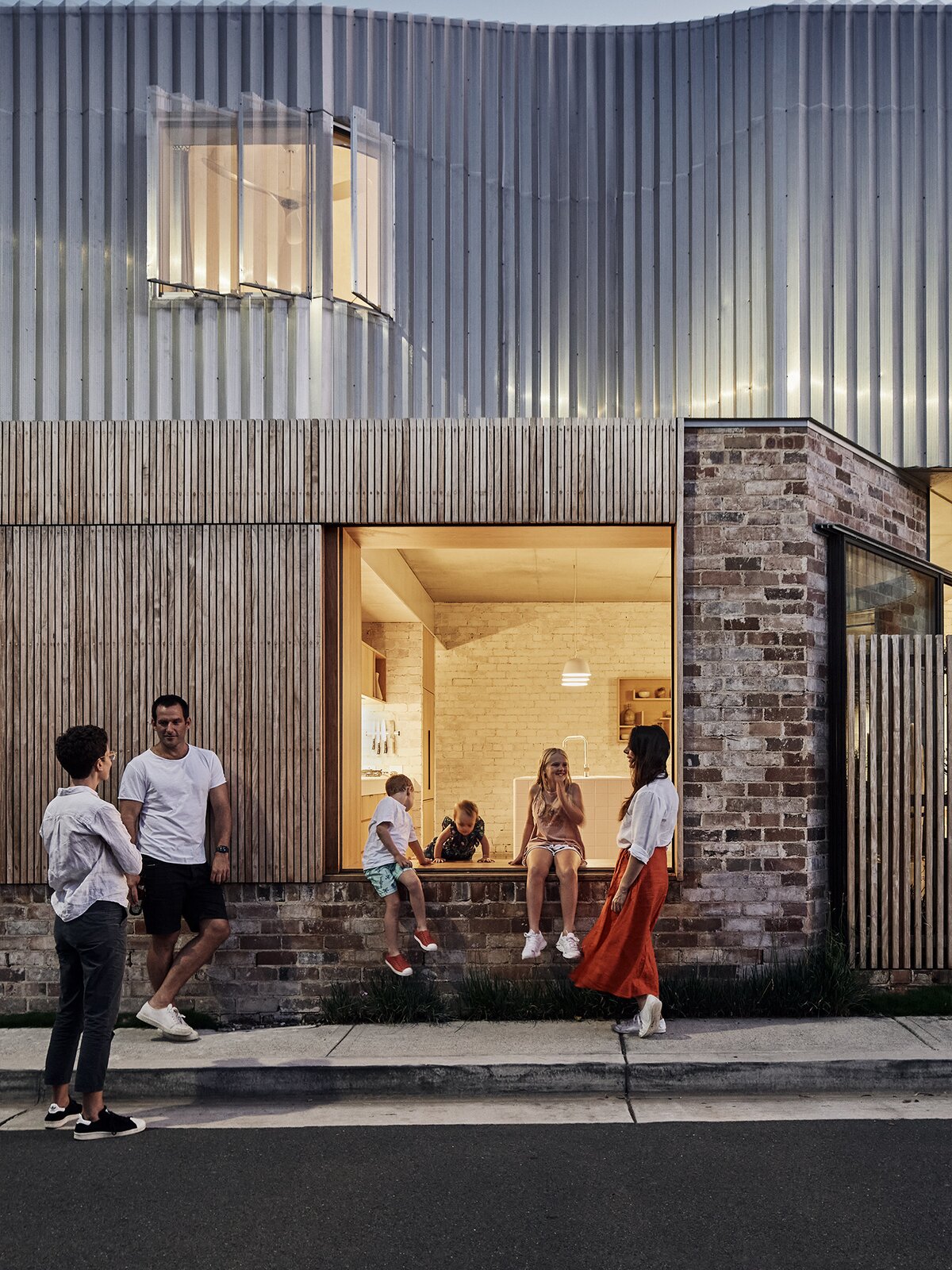 Photo 2 of 7 in A Raw Yet Refined Bondi Beach Home Opens Up to the ...
