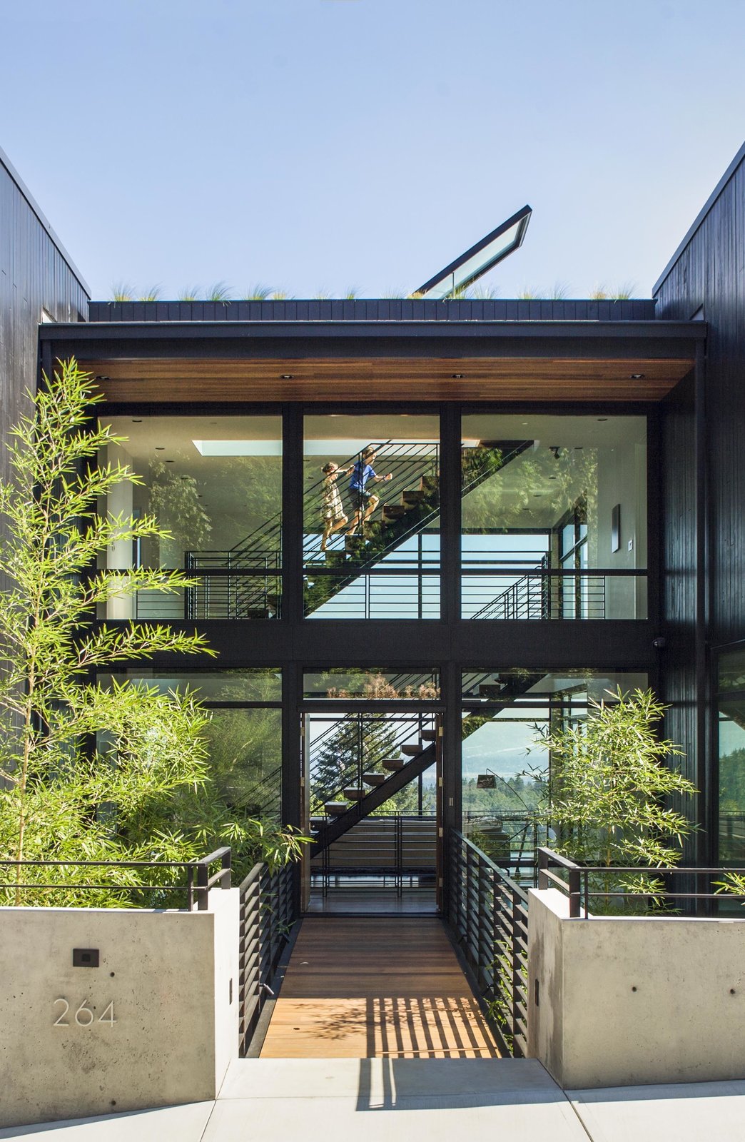 Photo 4 of 14 in Music Box Residence by Scott Edwards Architecture - Dwell