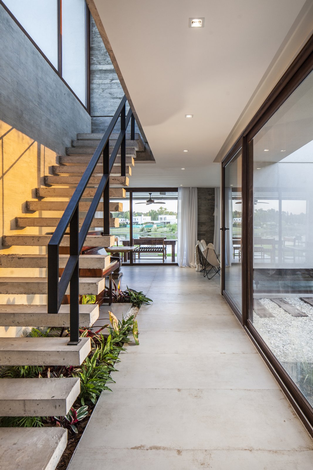 Photo 1 of 33 in Graffiti House by Estudio PKa - Dwell