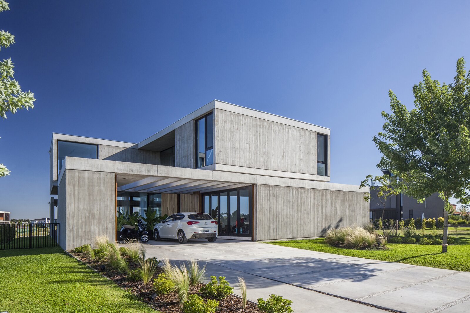 Sakura house posted by Estudio PKa (33 Photos) - Dwell