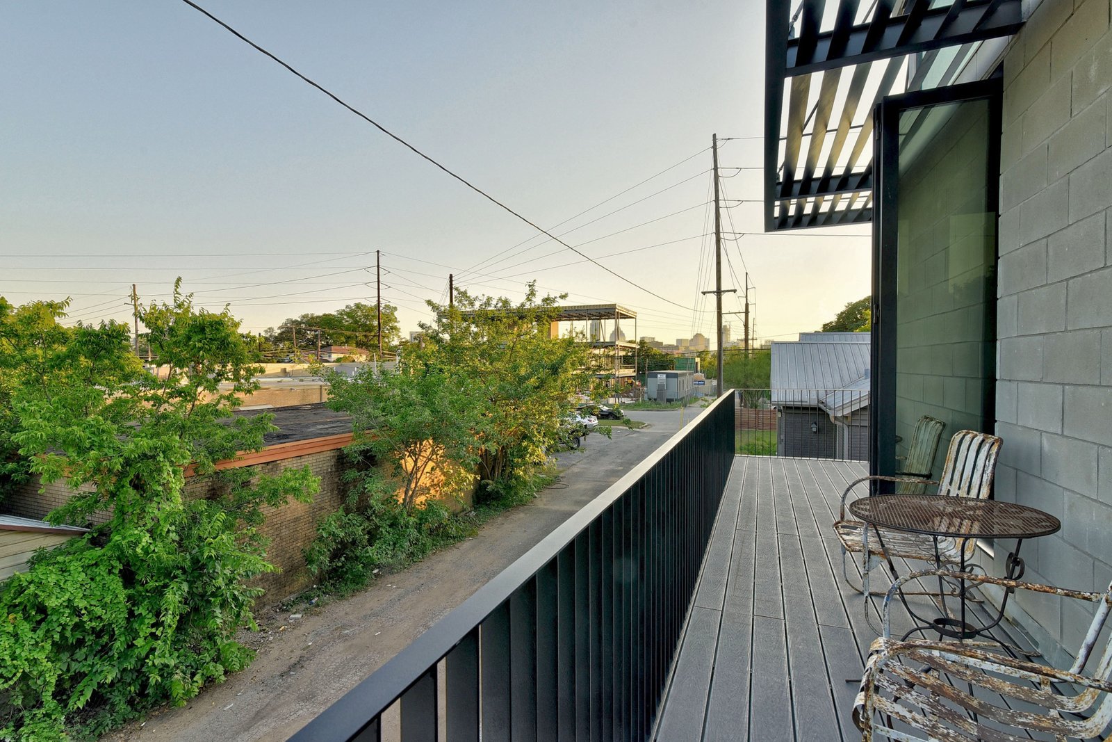 Photo 18 of 39 in Contemporary Warehouse-Style Home by Todd Piccus - Dwell