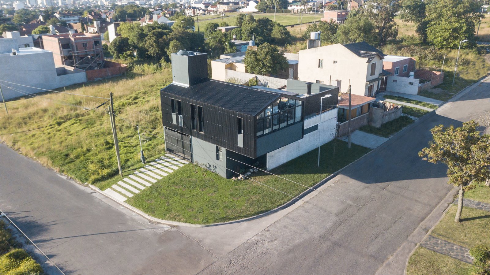 Photo 1 of 35 in Porta House by Moirë architects - Dwell