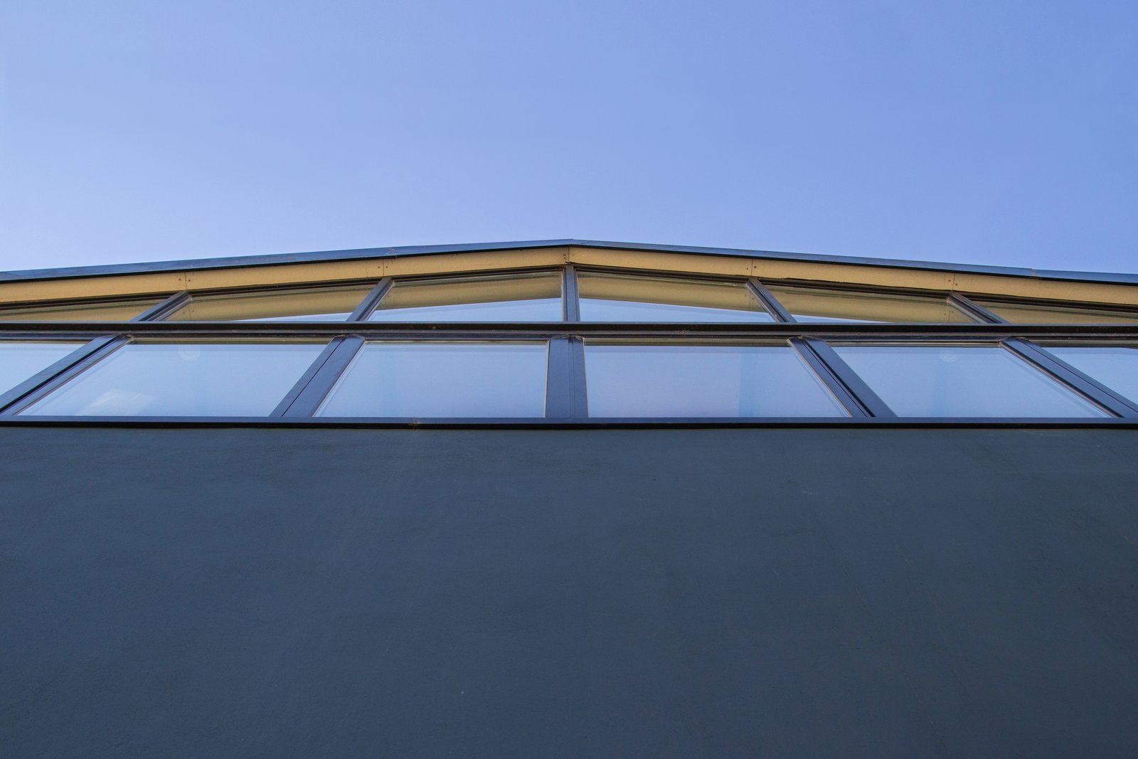 Photo 6 of 35 in Porta House by Moirë architects - Dwell