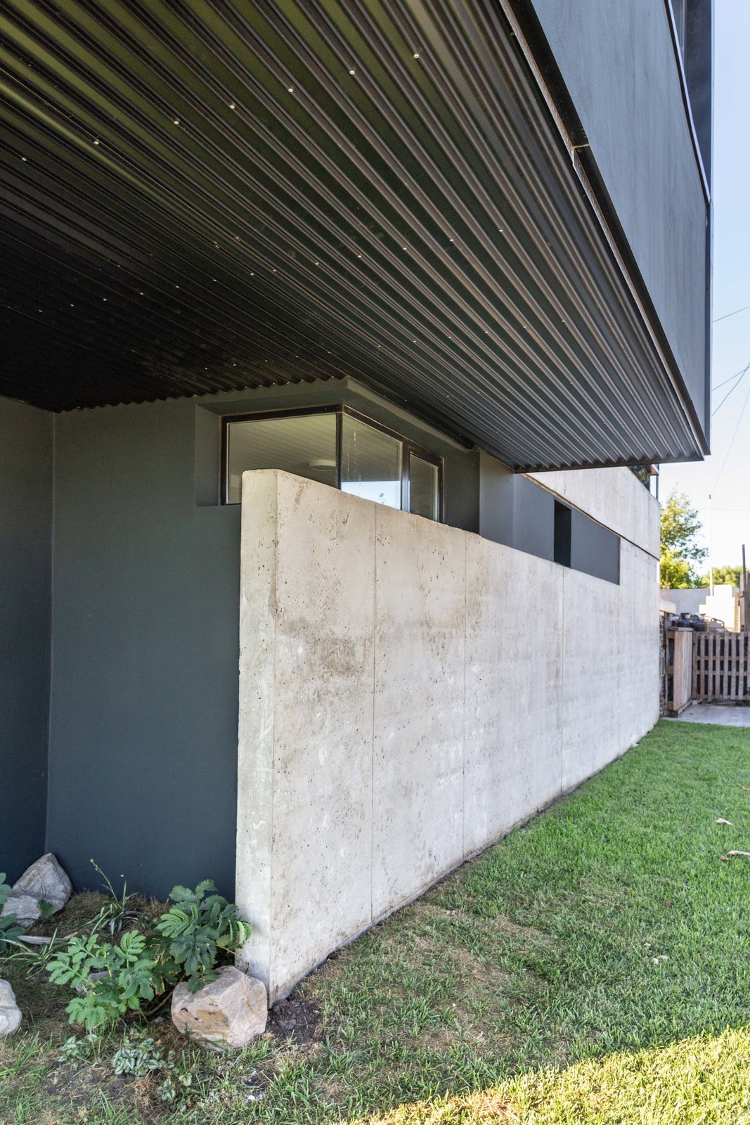 Photo 7 of 35 in Porta House by Moirë architects - Dwell