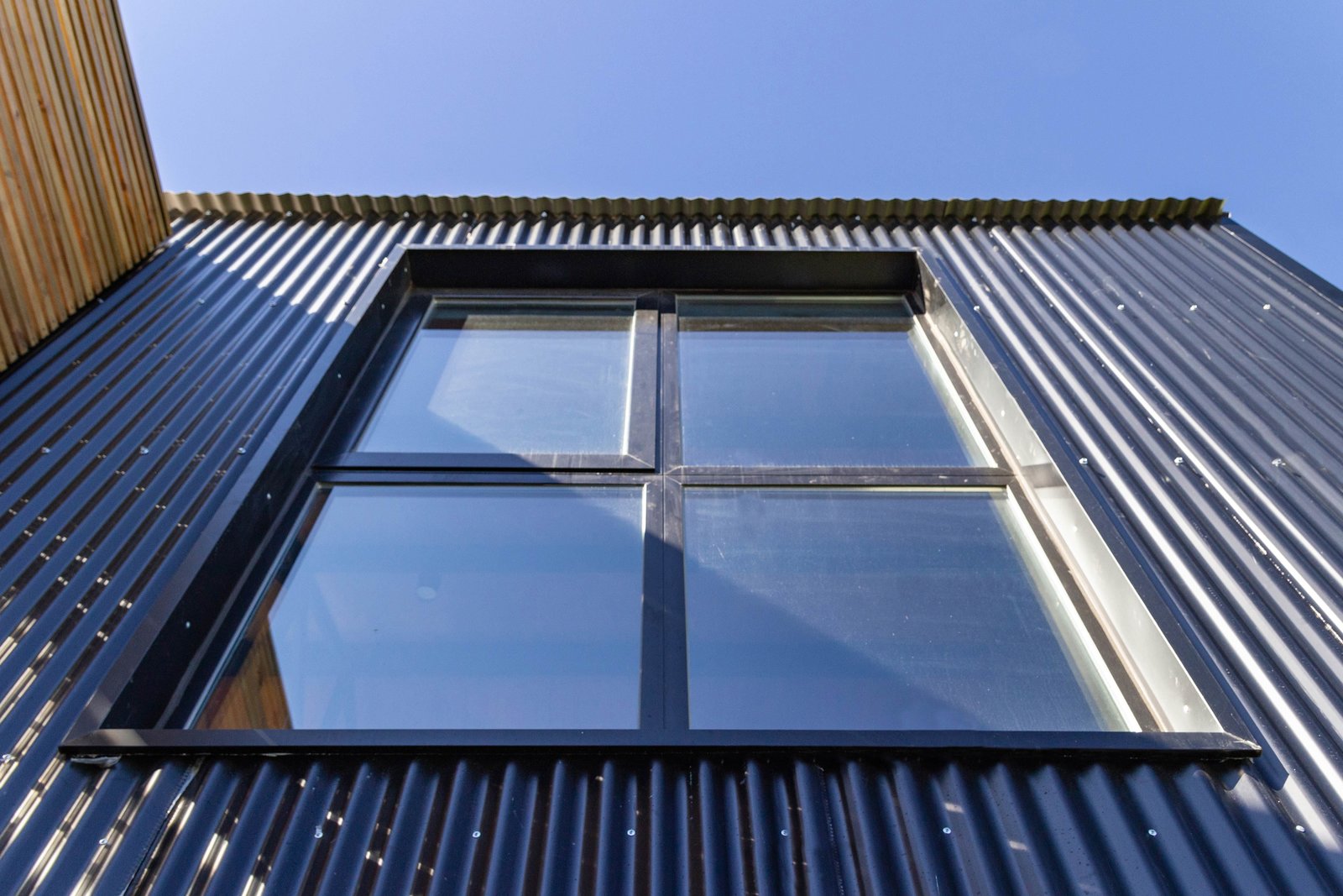 Photo 12 of 35 in Porta House by Moirë architects - Dwell