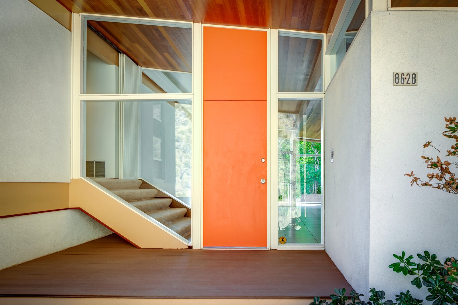 Photo 11 of 27 in The Taff House on Hollywood by Compass - Dwell