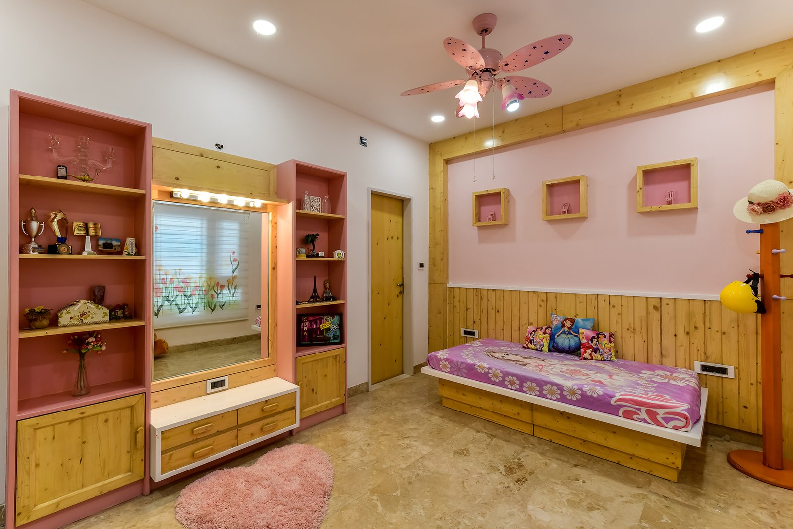 Photo 2 of 8 in Romi' s House by Kamal roop Singh Maan - Dwell