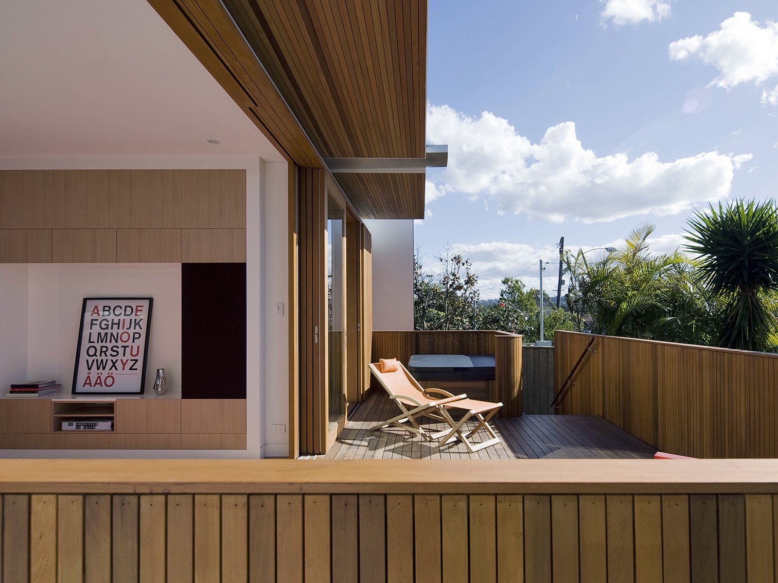 Photo 9 of 14 in Infinity House by CplusC Architectural Workshop - Dwell
