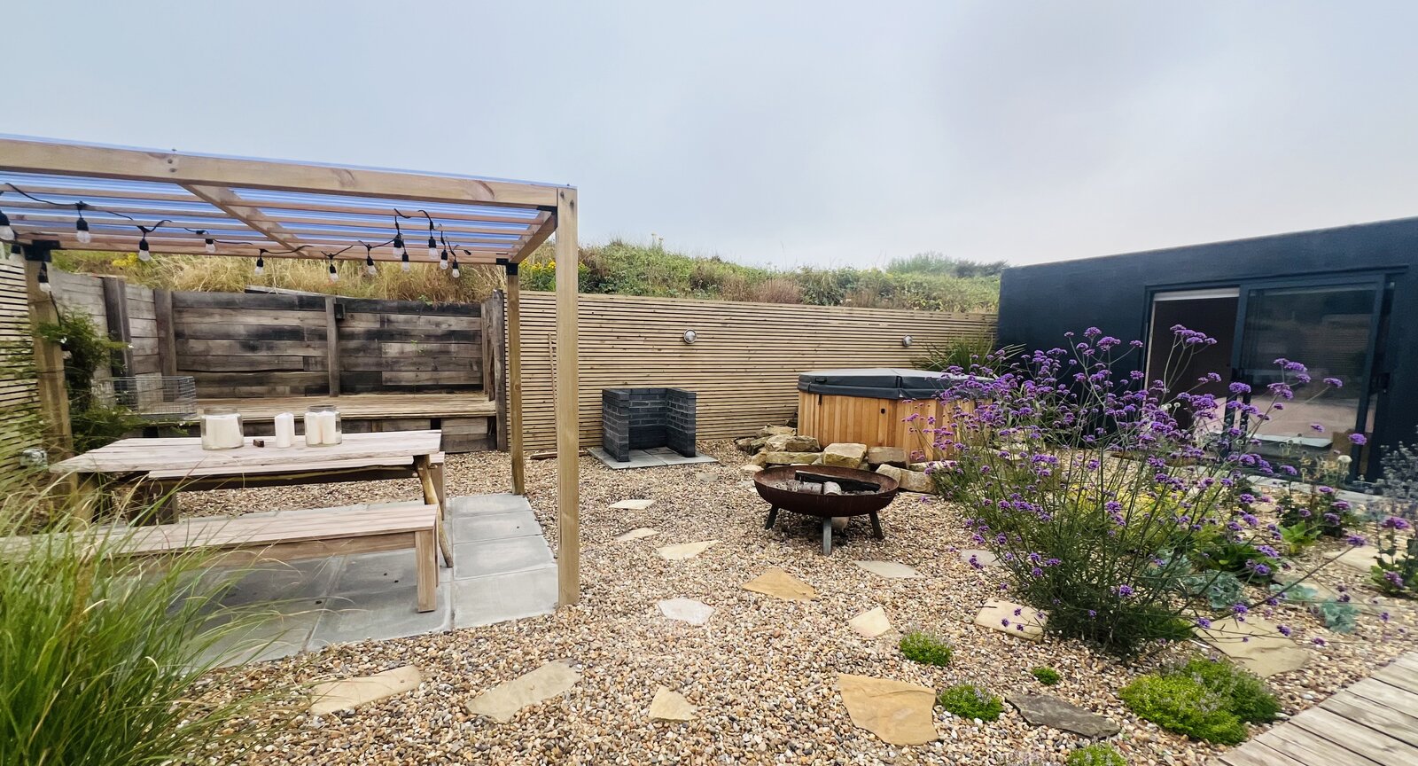 Photo 4 of 22 in DUNELAND by john carver - Dwell