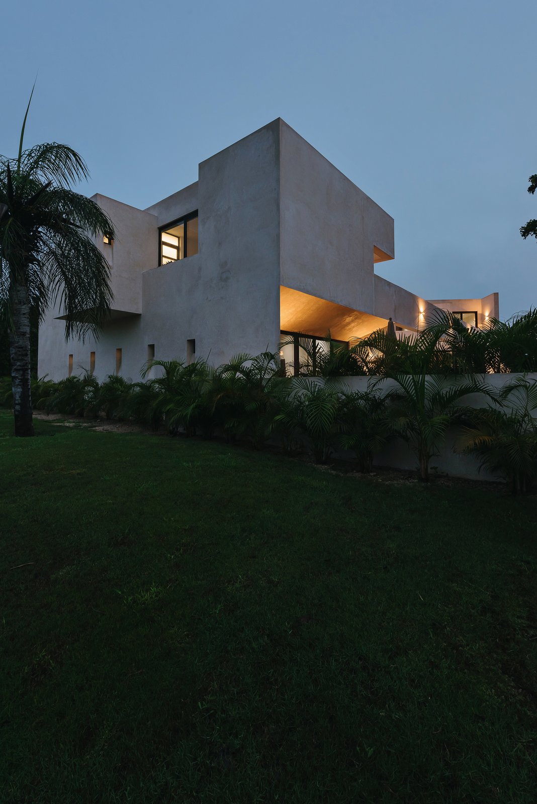 Photo 15 of 18 in Holiday House in Merida Yucatan by CPDA ARQUITECTOS ...