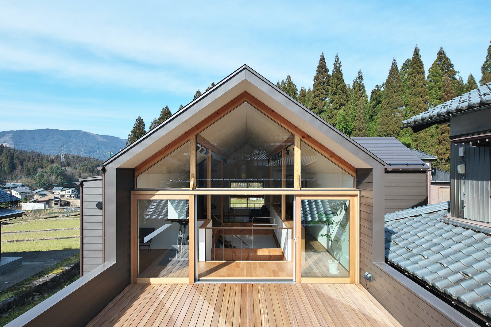 Photo 14 of 20 in This Luminous Family Home in Japan Has a Cozy, Timber ...