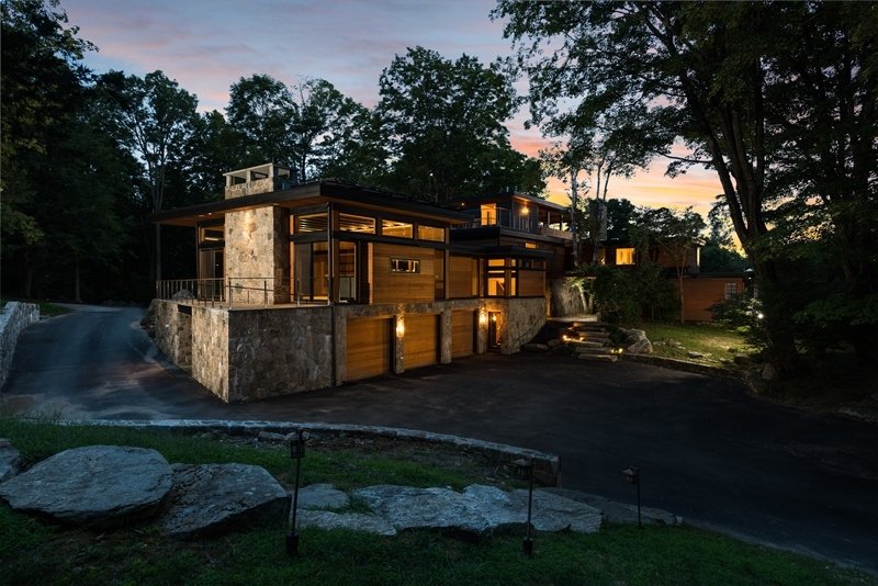 Photo 14 of 15 in The Lookout House by Christian Rae Studio LLC - Dwell
