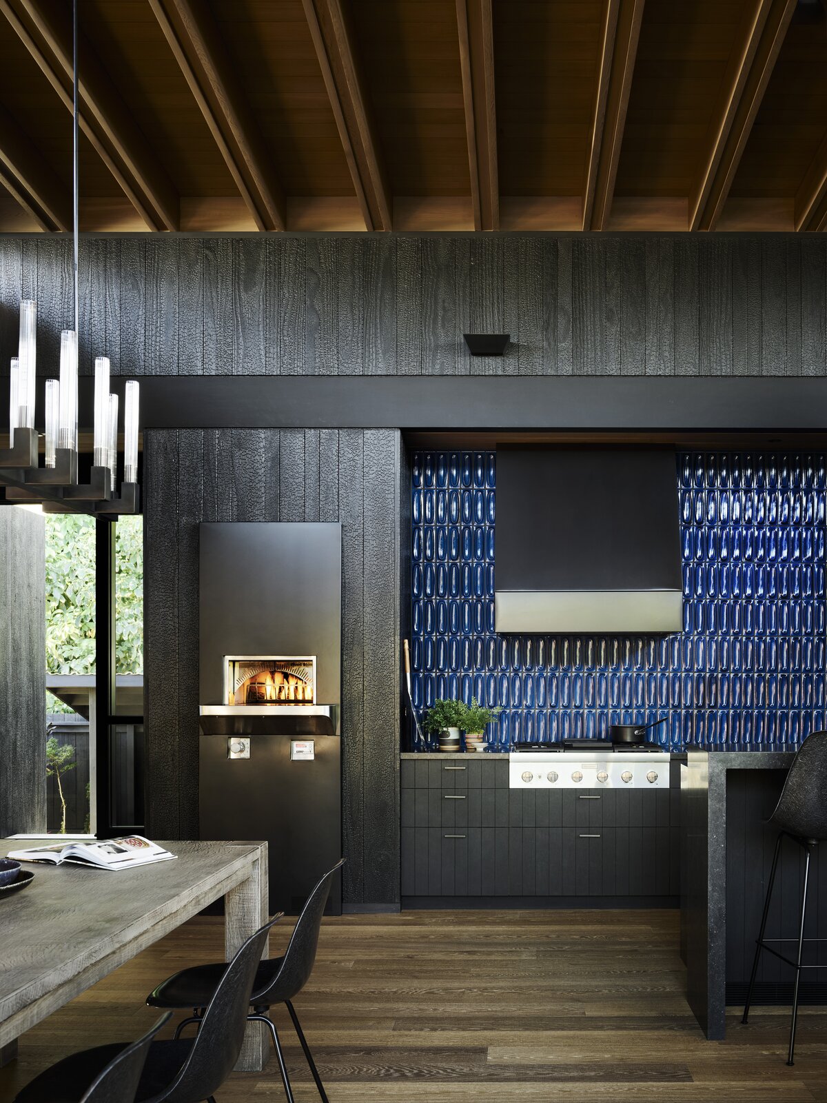 Photo 6 of 11 in Wahi Lani by Walker Warner - Dwell