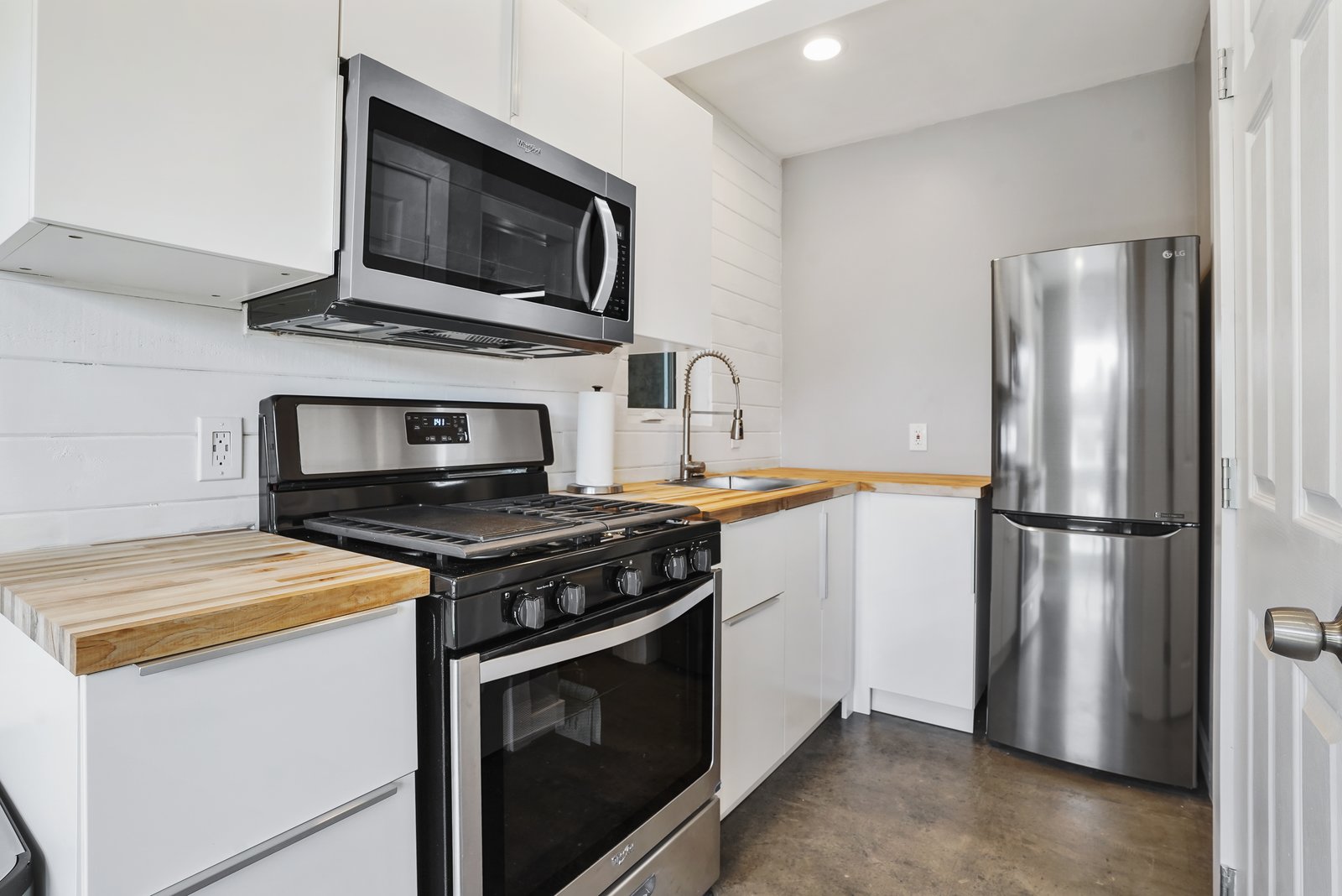 Photo 8 of 23 in Casa Conejo by Robert A Abasolo - Dwell