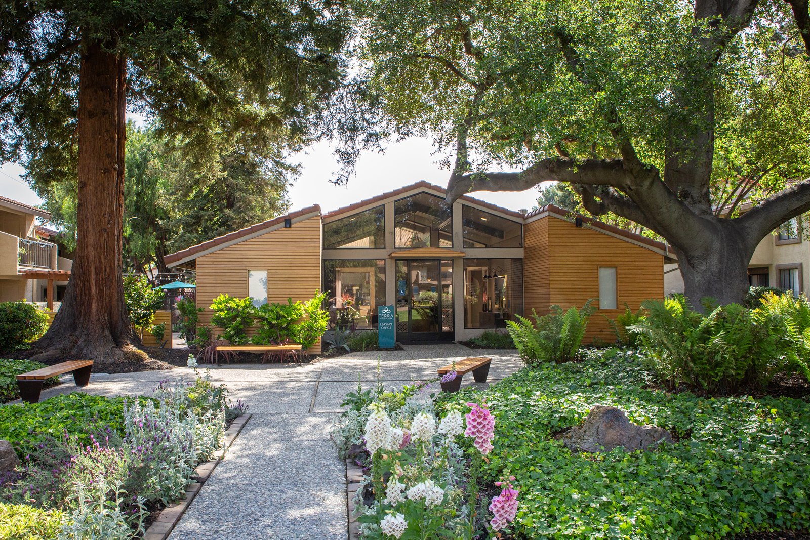 Photo 2 of 6 in Terra Glen by hb+a Architects - Dwell