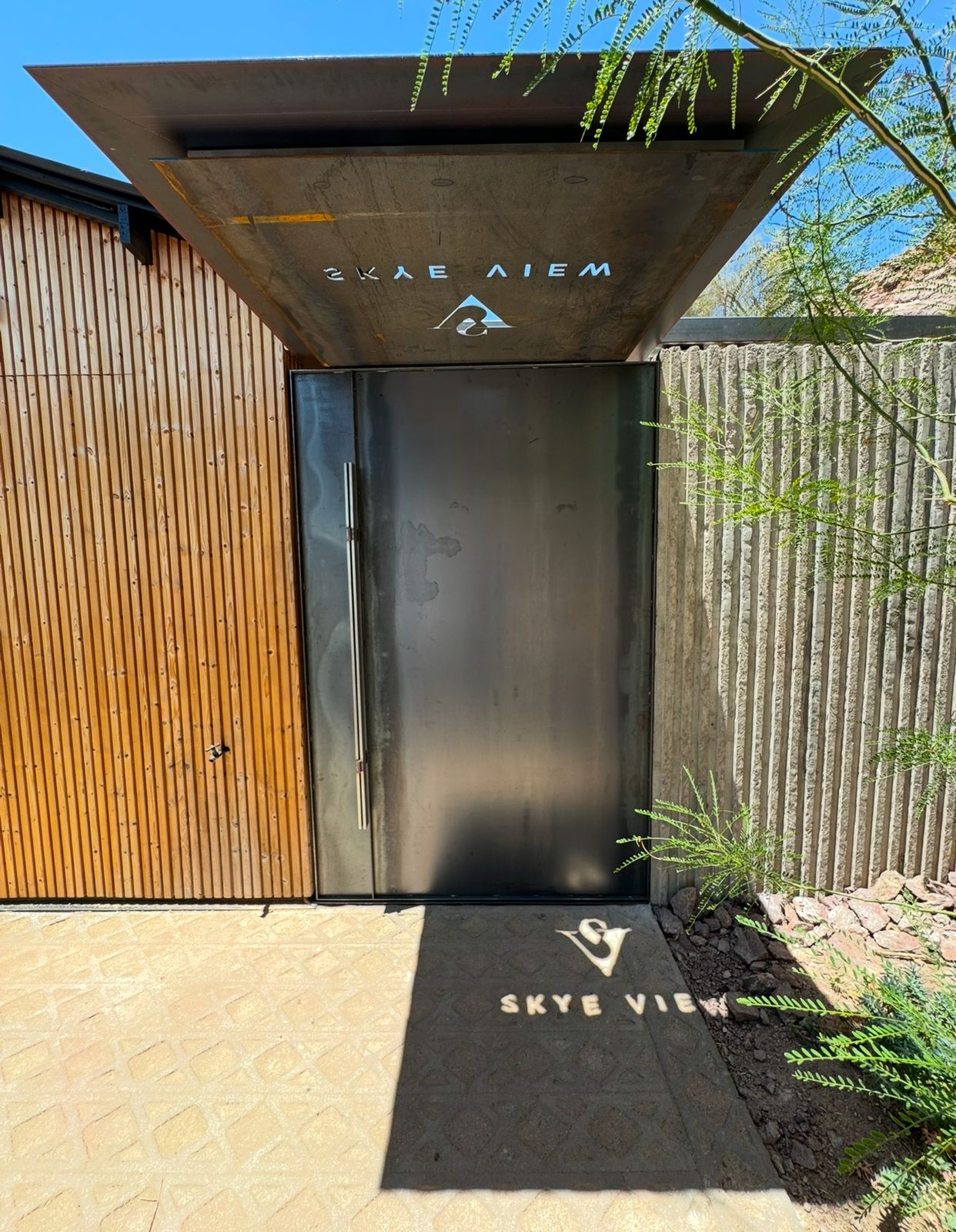 Photo 3 of 56 in Skyeview Camelback by Trent Hancock - Dwell