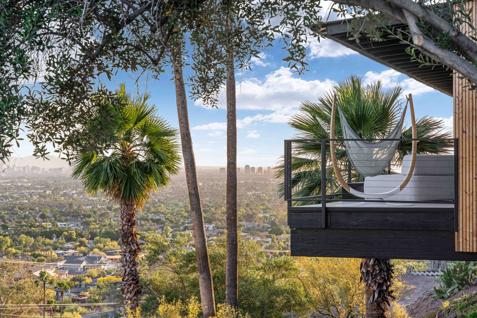 Photo 9 of 56 in Skyeview Camelback by Trent Hancock - Dwell