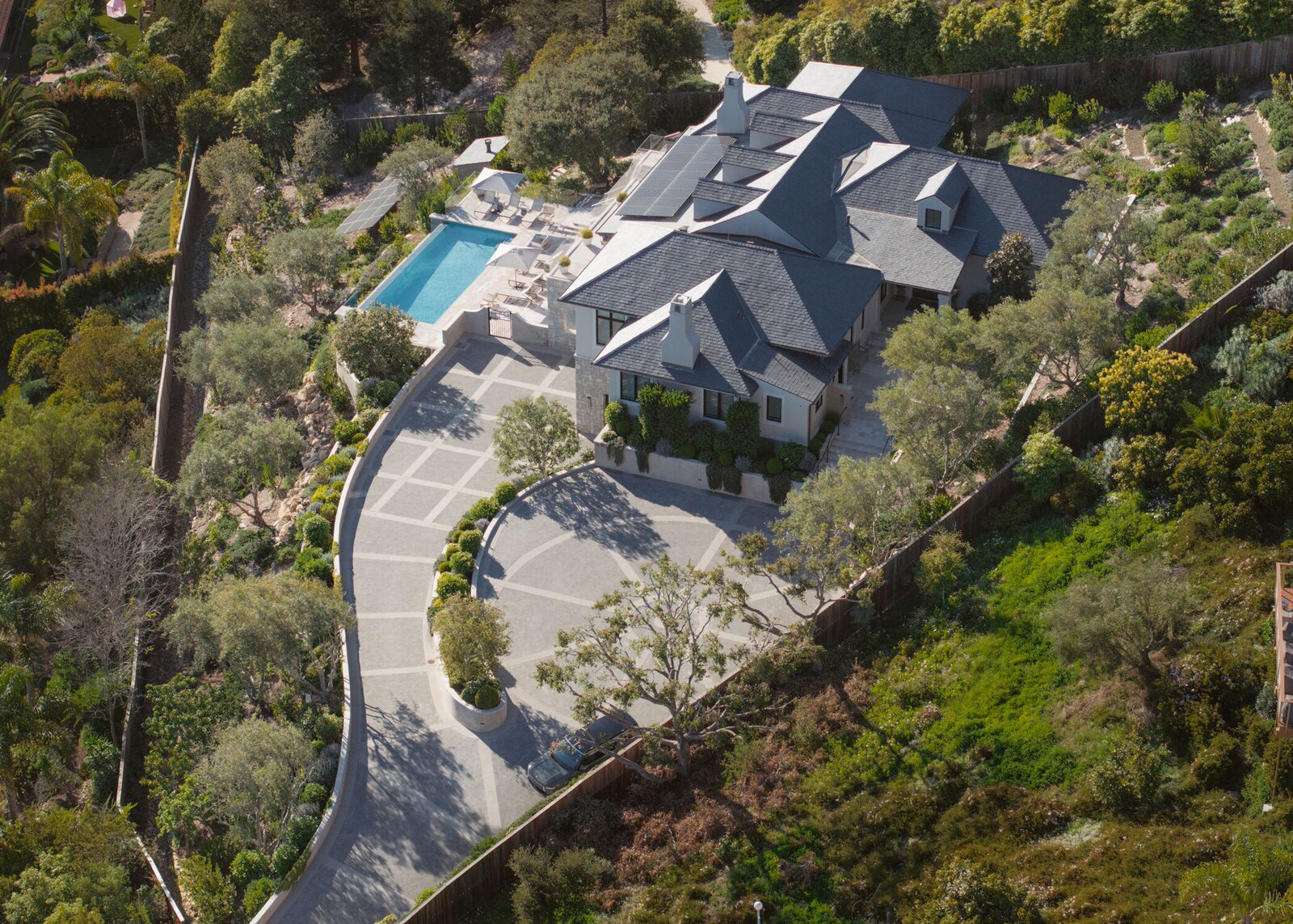 Photo 4 of 28 in Provincial Modern Montecito Estate by Marsha Kotlyar ...