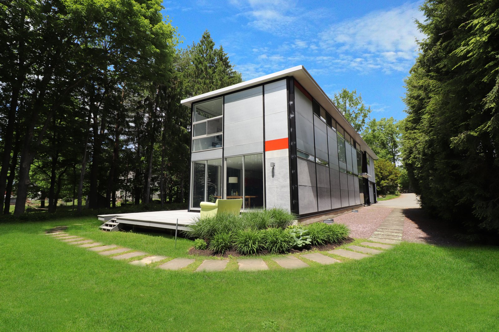 Photo 1 of 29 in FlatPak house by Zur Attias - Dwell