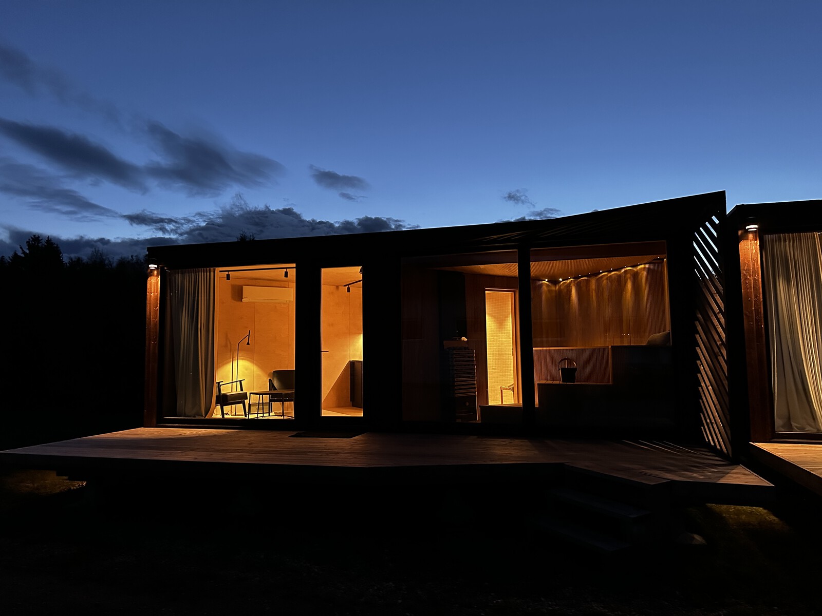 Photo 3 of 42 in Innovative Triangular Modular home (20m2/215sqft) by ...