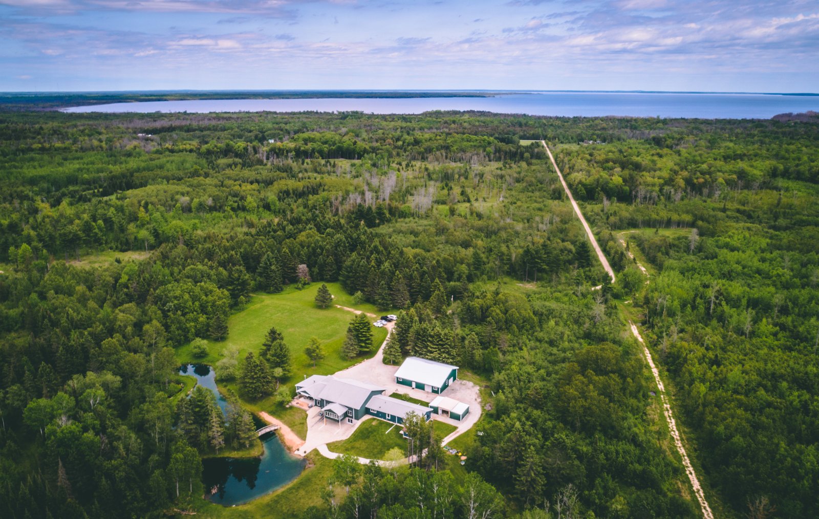 Photo 2 of 16 in The Ultimate Hunting Retreat by Lux Partners Global ...