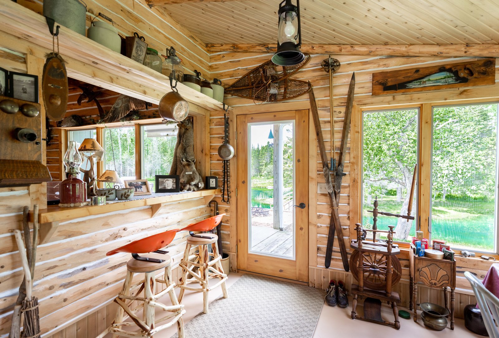 Photo 6 of 16 in The Ultimate Hunting Retreat by Lux Partners Global ...