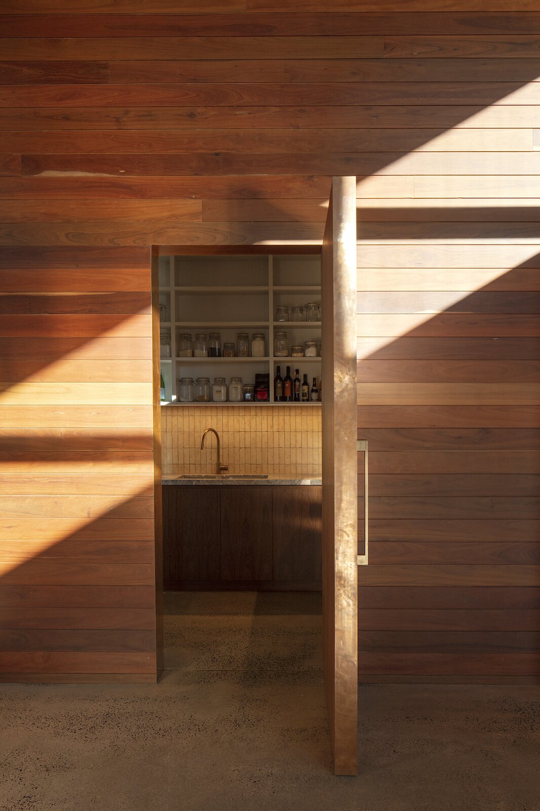 Photo 12 of 26 in This Gorgeous Timber and Brick Home in Rural ...