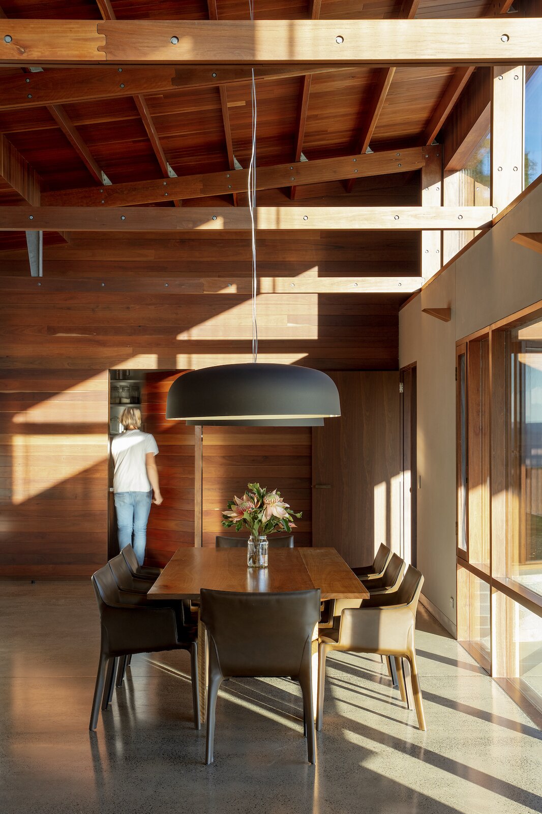 Photo 11 of 26 in This Gorgeous Timber and Brick Home in Rural ...