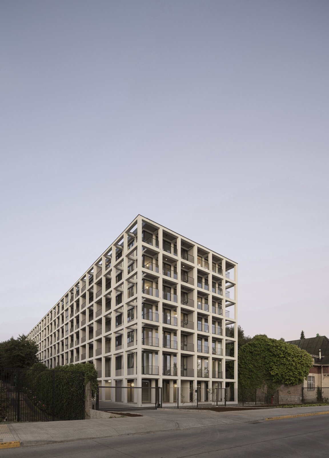 Photo 3 of 9 in AP 1733 by Pablo Casals Aguirre - Dwell